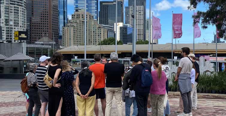 Melbourne: AFL Game Experience & Guided CBD Walking Tour | GetYourGuide