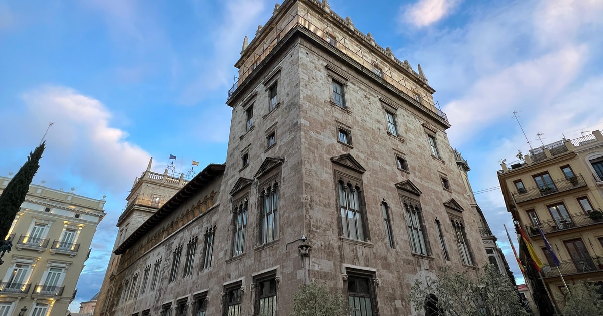 Valencia: Roman Heritage tour with Tapas & Beer! | GetYourGuide