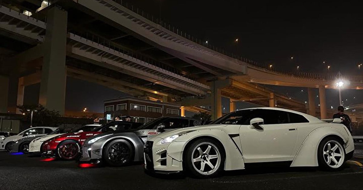 Tóquio: Experiência com o carro personalizado R35 GT-R | GetYourGuide