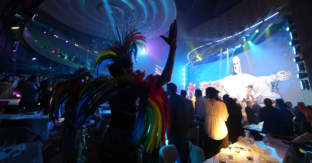 Rio: Dinner und die Hug Roxy Dinner Show | GetYourGuide