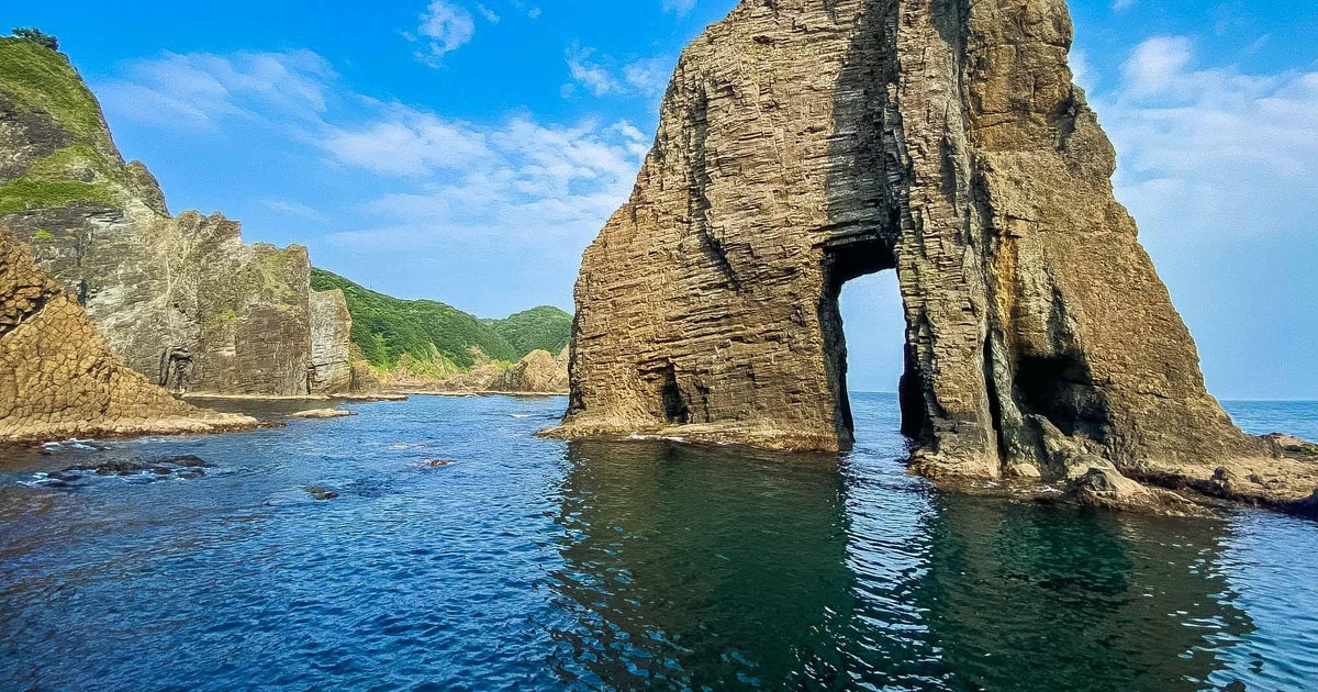 Muroran: Explore Hokkaido's Volcanic Coastline! | GetYourGuide