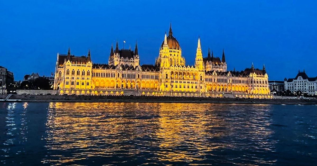 🛳️ The BEST Sightseeing Cruises & Boat Tours in Budapest (2025) No ...
