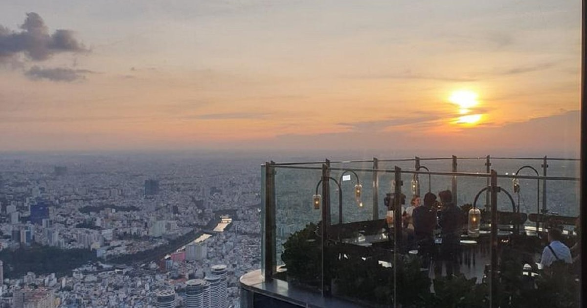 Saigon: Sunset Café Experience at Landmark 81 and Food Tour | GetYourGuide