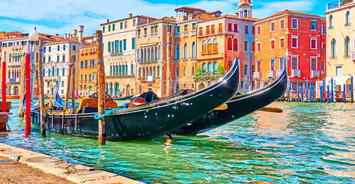 Venezia: tour privato a piedi del Canal Grande e gondola opzionale ...