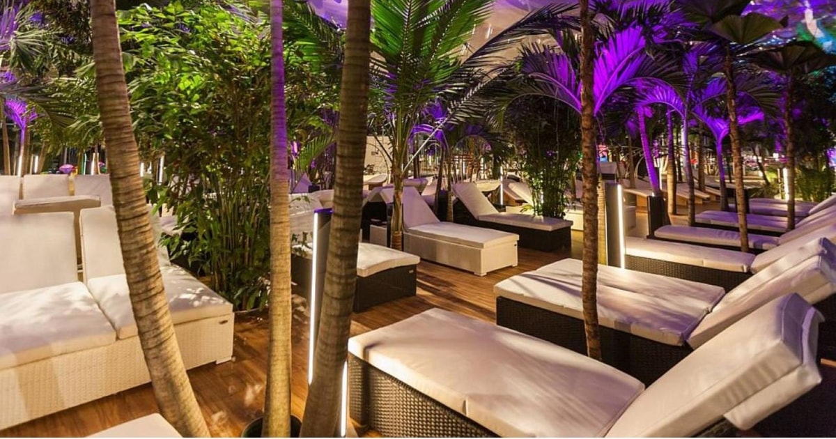 Bukarest: Therme Spa nattupplevelse med transfer | GetYourGuide