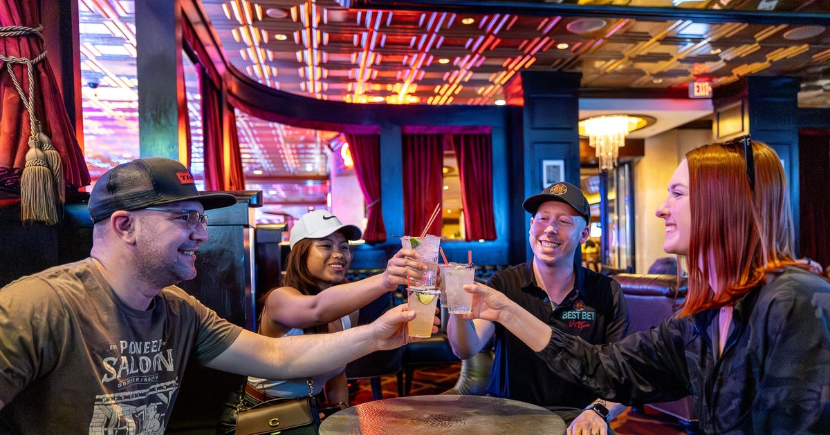Las Vegas: Fremont Cocktail Crawl & Guided Walking Tour | GetYourGuide