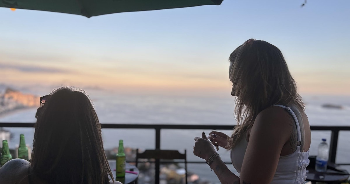 Prohlídka baru ve favele Vidigal: Bar da Laje a výhled | GetYourGuide