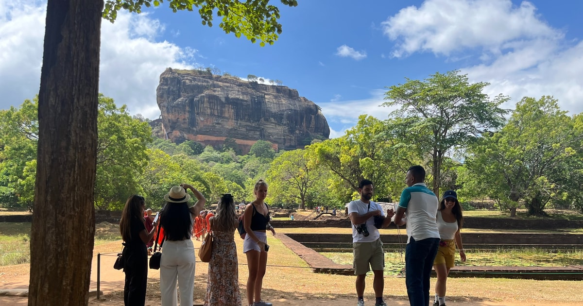 Z Kandy: Sigiriya i Dambulla - 1-dniowa wycieczka | GetYourGuide