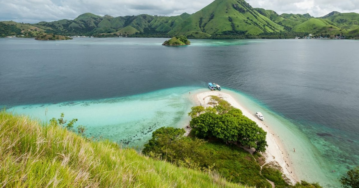 Komodo Island & Labuan Bajo: Spectacular Sunset Day Tour | GetYourGuide