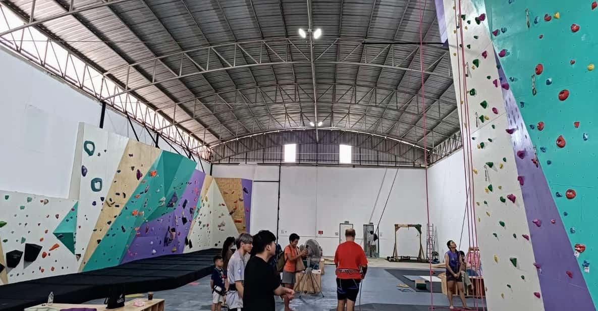 Pattaya: Bean Cow Climbing Gym Day Pass | GetYourGuide