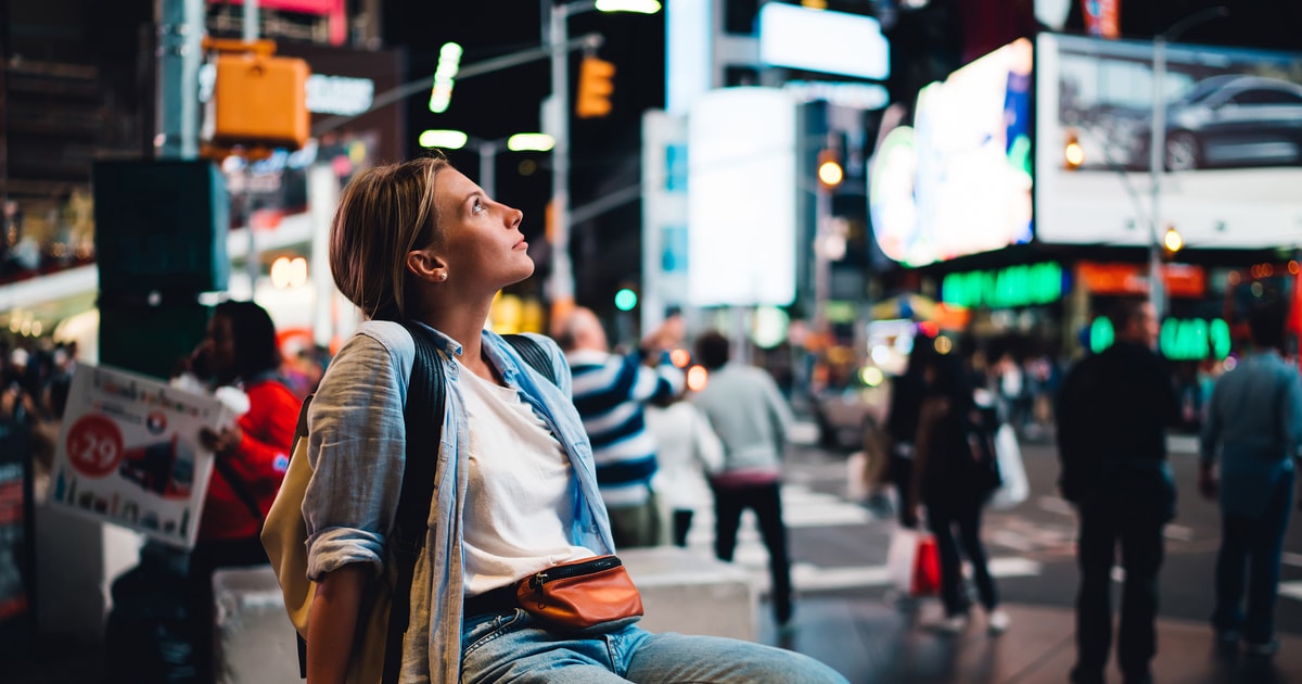 New York: Times Square Professional Photoshoot | GetYourGuide