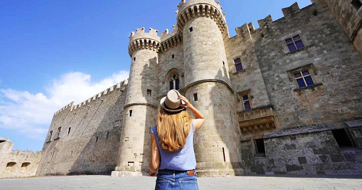 Rhodos: Middelalderbyen - spill og omvisning på egen hånd | GetYourGuide