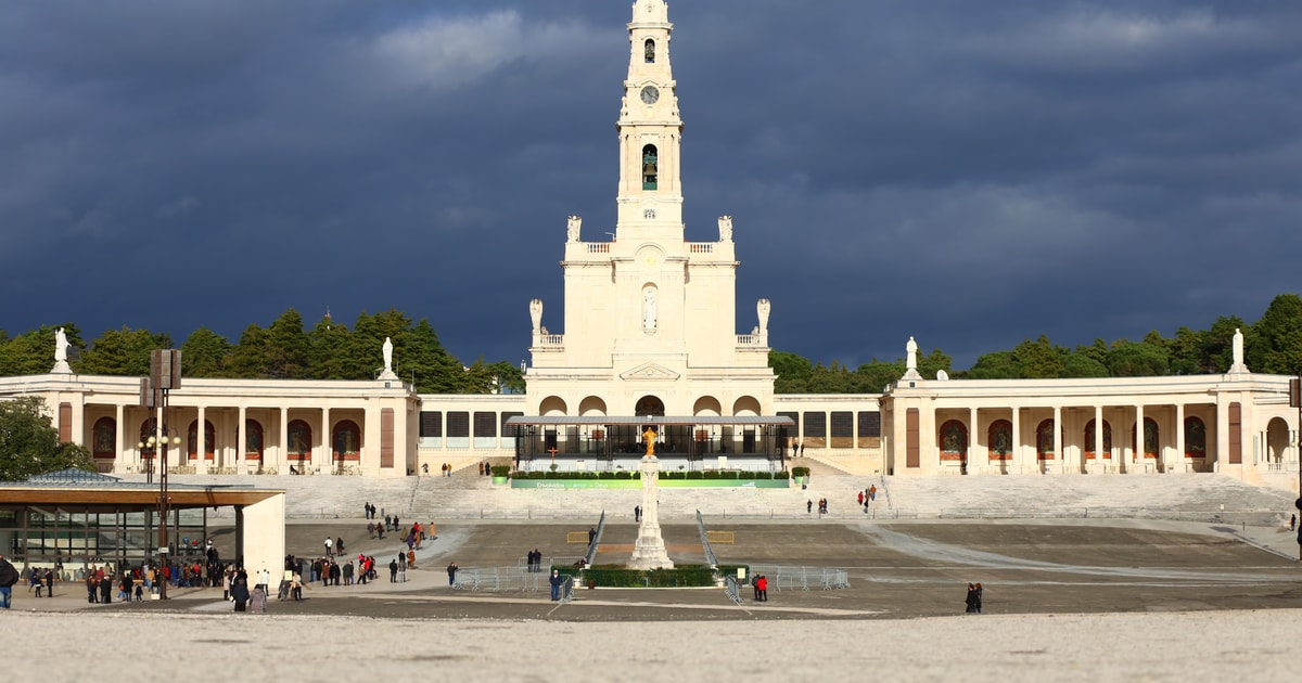 Fatima Holy Land tour | GetYourGuide