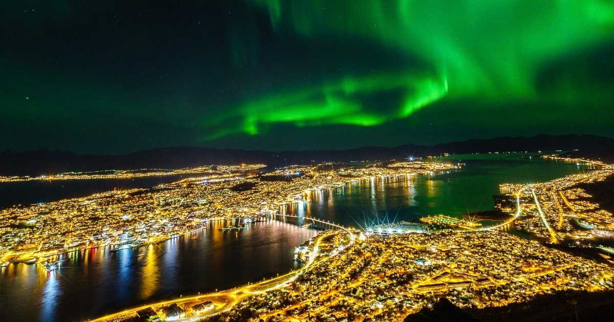 TROMSØ-ABENDKREUZFAHRT (UM DIE INSEL TROMSØ) | GetYourGuide