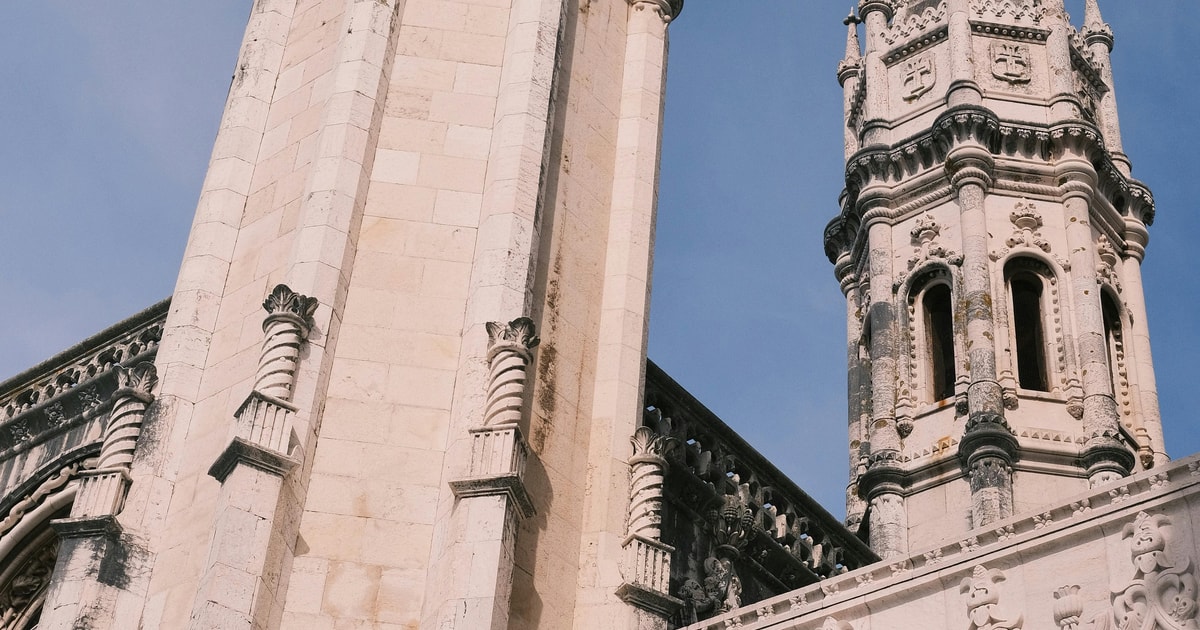 REZA LA LEYENDA - Fátima - TOUR PRIVADO | GetYourGuide