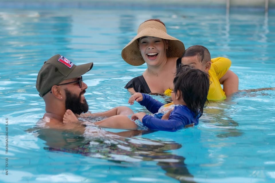 Cartagena: Excursión de un día a la Isla de Cocoliso con Todo Incluido ...