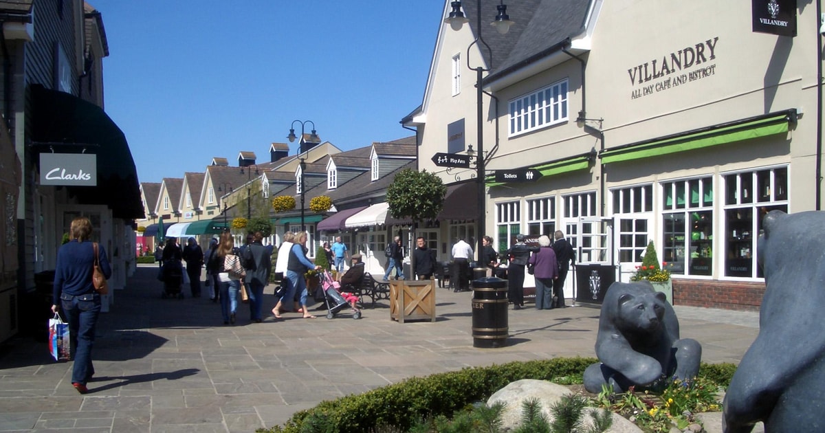 Bicester Village Tour: Shopping Extravaganza | GetYourGuide