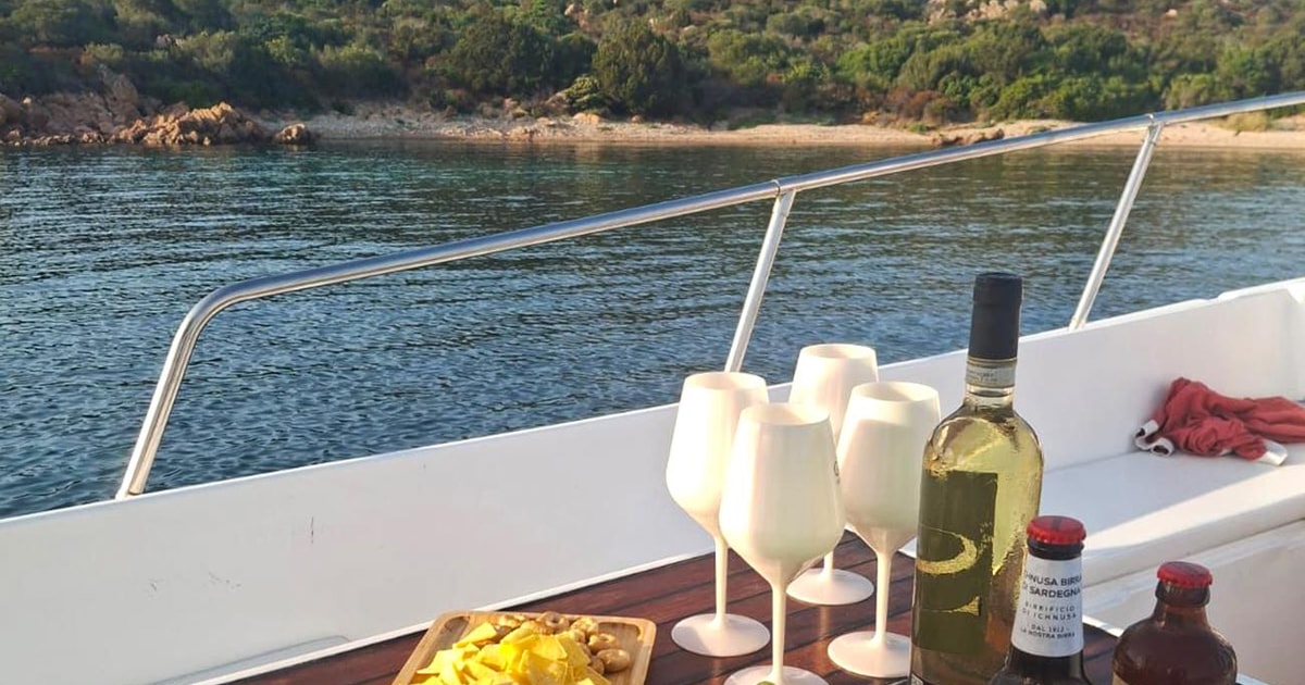 Olbia: Aperitif auf dem Boot bei Sonnenuntergang | GetYourGuide