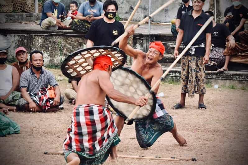 Gebug Ende Danza de Combate y Gira Icónica por Bali Oriental | GetYourGuide