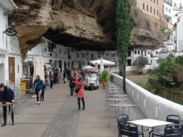 Benalmadena rechtstreekse reis naar Ronda en Setenil de las Bodegas ...