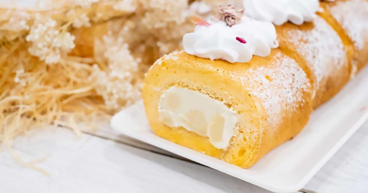 Hong Kong: DIY Baking Workshop - Sakura Peach Cake Roll | GetYourGuide