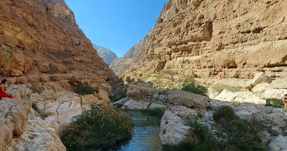 wadi shab | GetYourGuide