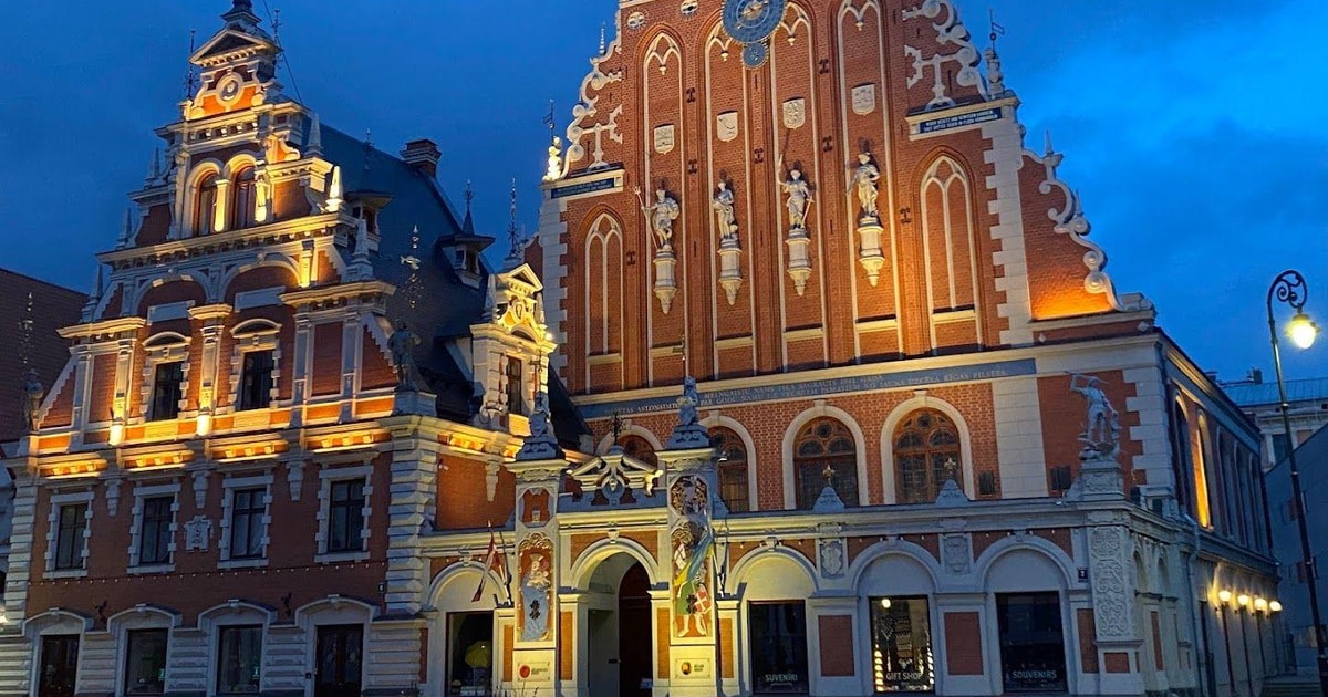 Descubra os segredos de Riga: Tour guiado por áudio encantador ...