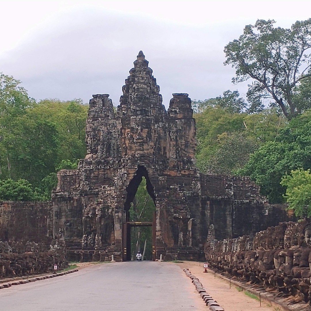Siem Reap: tour di Angkor Wat, Angkor Thom e Ta Prohm | GetYourGuide