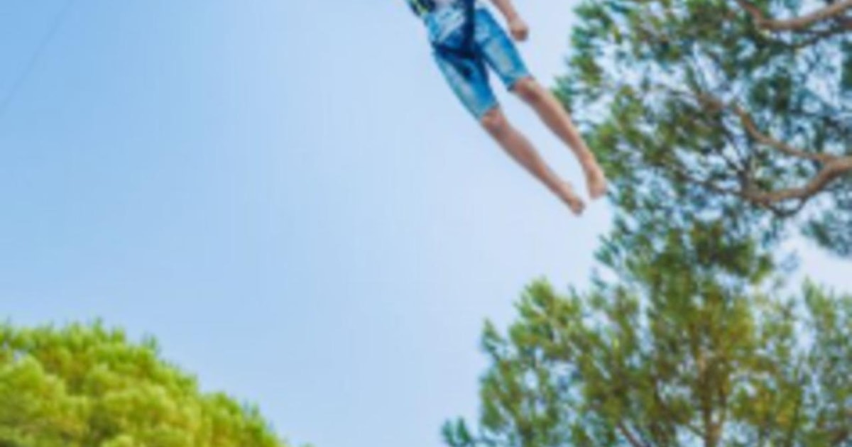 Lloret de Mar: Sling Shot Jump Experience | GetYourGuide