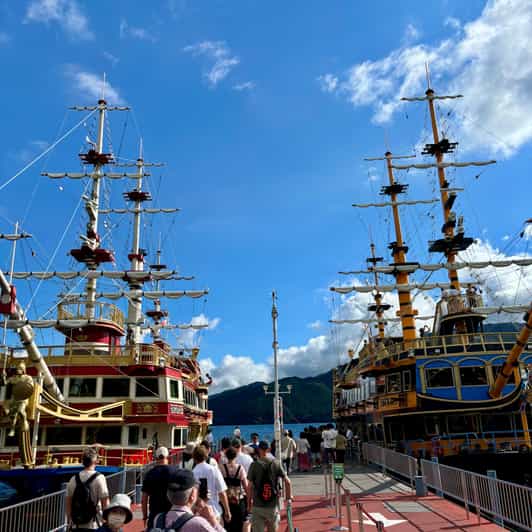 Tokyo: Hakone Onsen-opplevelse med helligdom og Ashi-sjøen | GetYourGuide