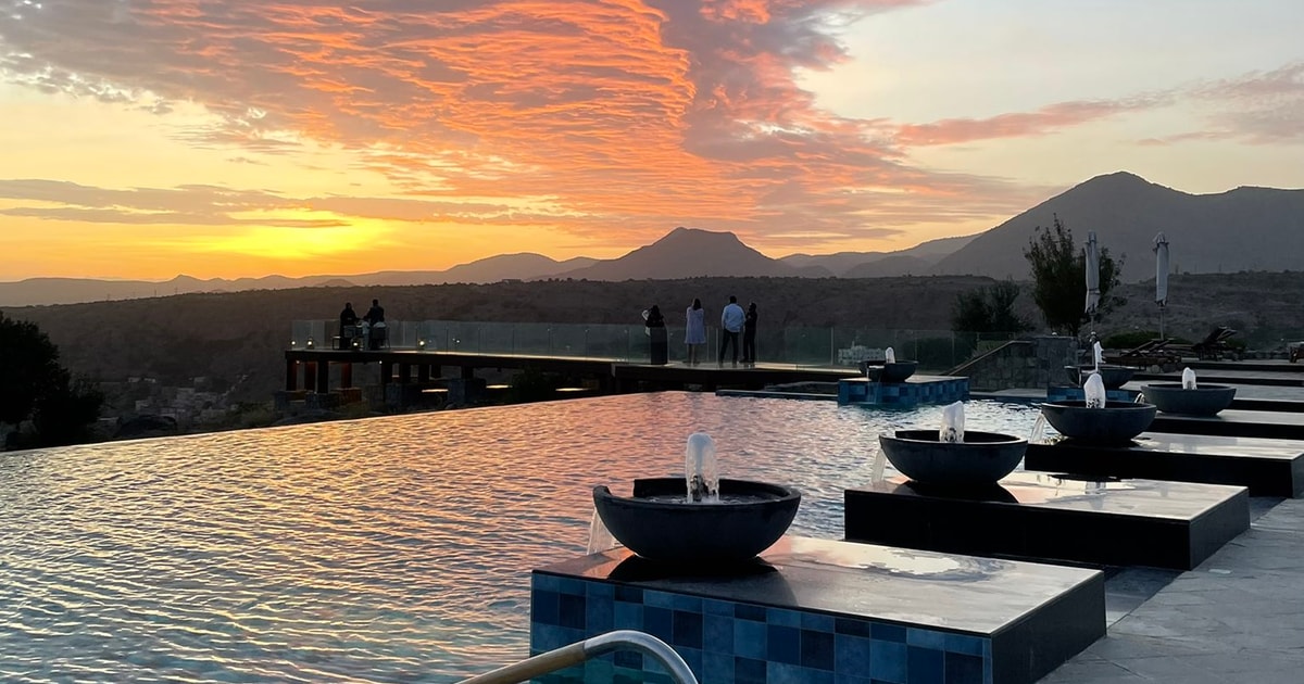 Muscat : Private taxi transfer mountain Al Jabal Al A | GetYourGuide