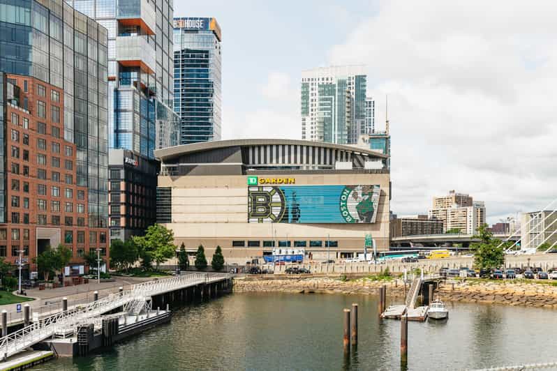 Boston: Hop-on Hop-off Old Town Trolley Tour | GetYourGuide