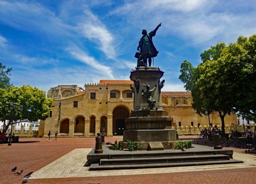 Santo Domingo: Recorrido Histórico por la Ciudad Colonial | GetYourGuide