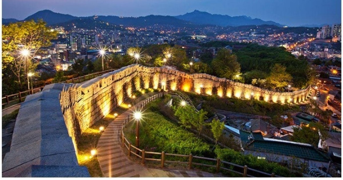 Seoul : Hanok & City lights Night Day Tour | GetYourGuide