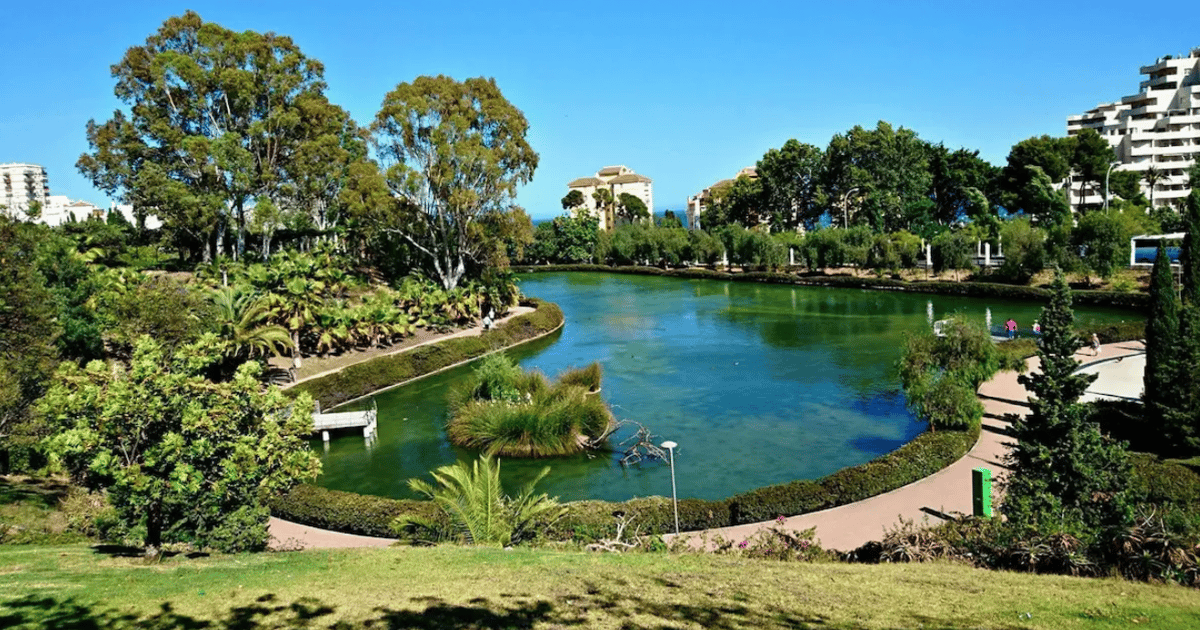 Arroyo de la Miel: Cable Car, Bil Bil Castle and Paloma Park | GetYourGuide