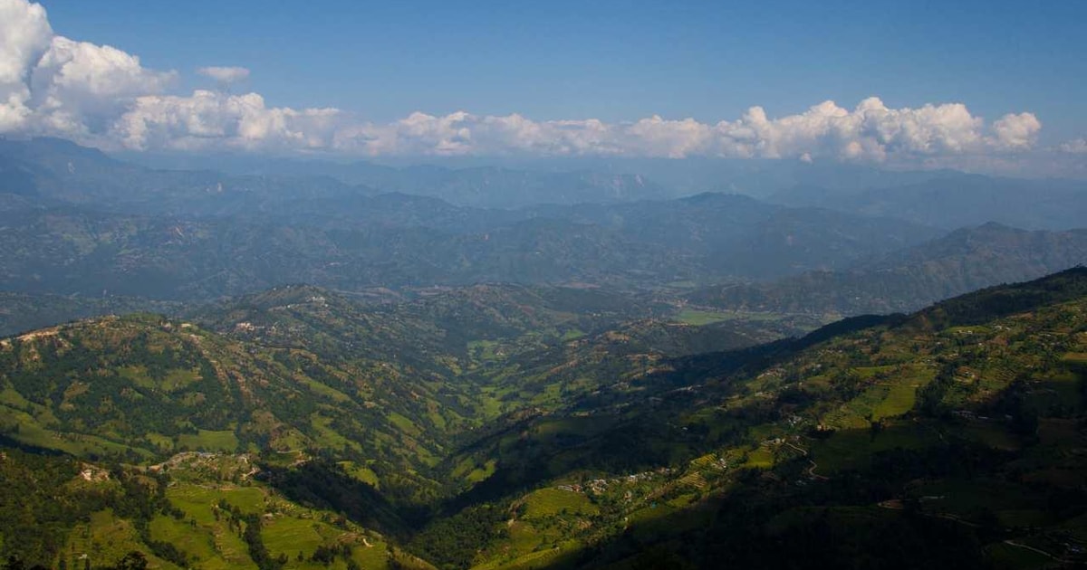Zkušenosti s východem slunce v Nagarkotu a celodenní pěší túrou Changu ...