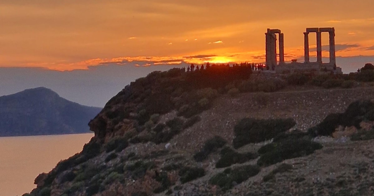 Capo Sounio: Tour privato al tramonto al Tempio di Poseidone | GetYourGuide