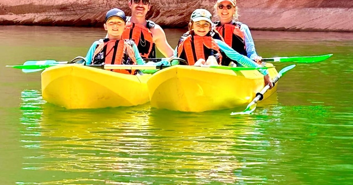 Page/meer Powell: Kajak & Water Antelope Canyon Tour met gids ...