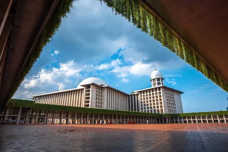 Jakarta: Half-Day Highlights Tour | GetYourGuide