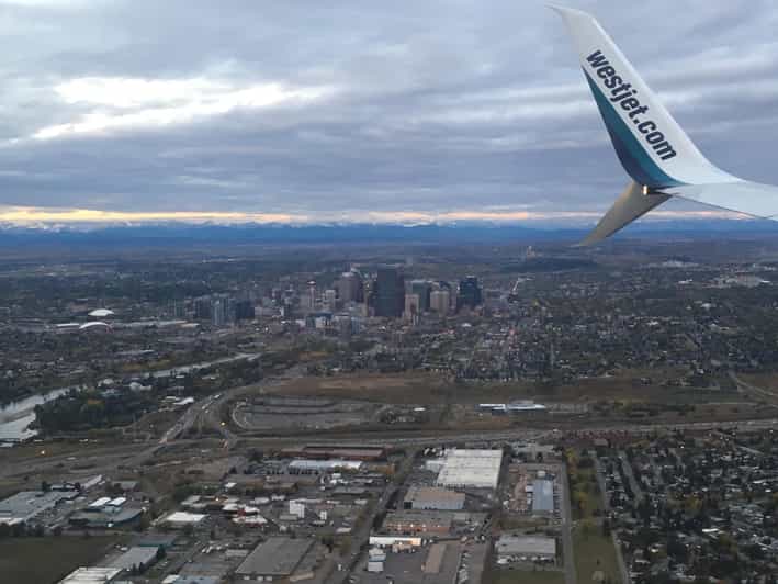 Calgary Airport: Luggage Storage at the Arrival Level | GetYourGuide
