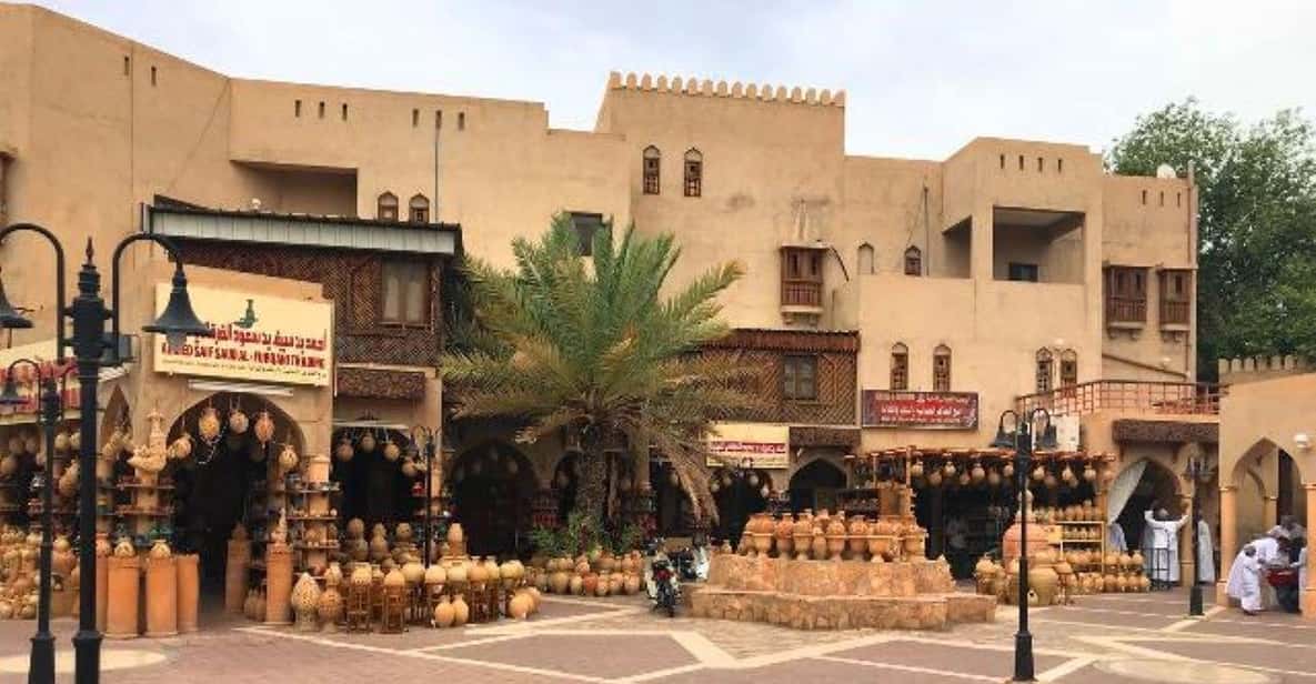 Nizwa Market-Nizwa Fort-Misfat Al Abriyeen- Jabal Shams | GetYourGuide