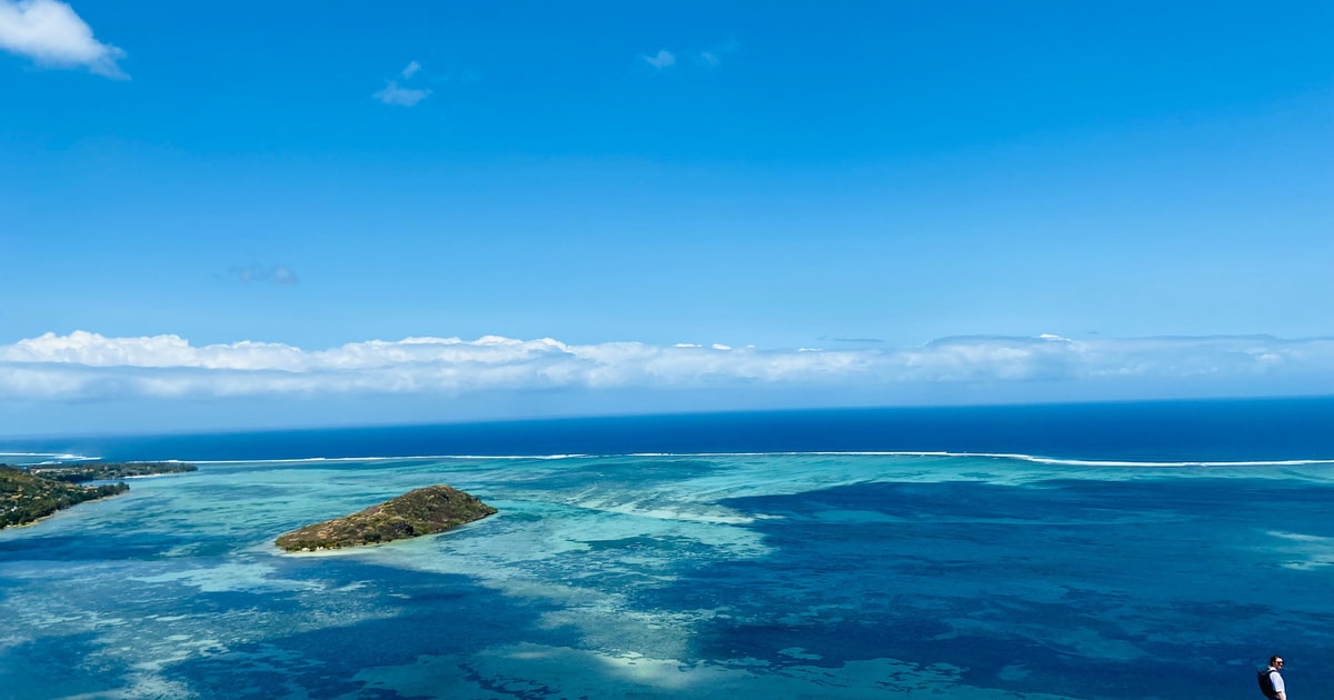 Wandeling en culturele ontdekking van de Brabantse bergen Le Morne ...