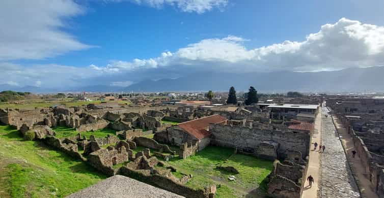 Pompeii... A step into the past | GetYourGuide