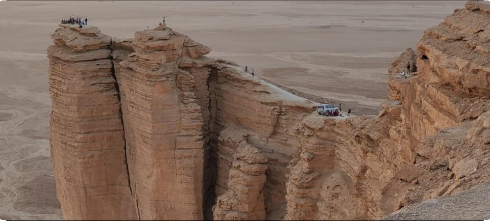 From Riyadh: Tuwaiq Mountains and Najd Plateau Day Trip | GetYourGuide