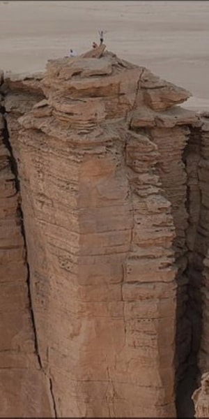 From Riyadh: Tuwaiq Mountains and Najd Plateau Day Trip | GetYourGuide