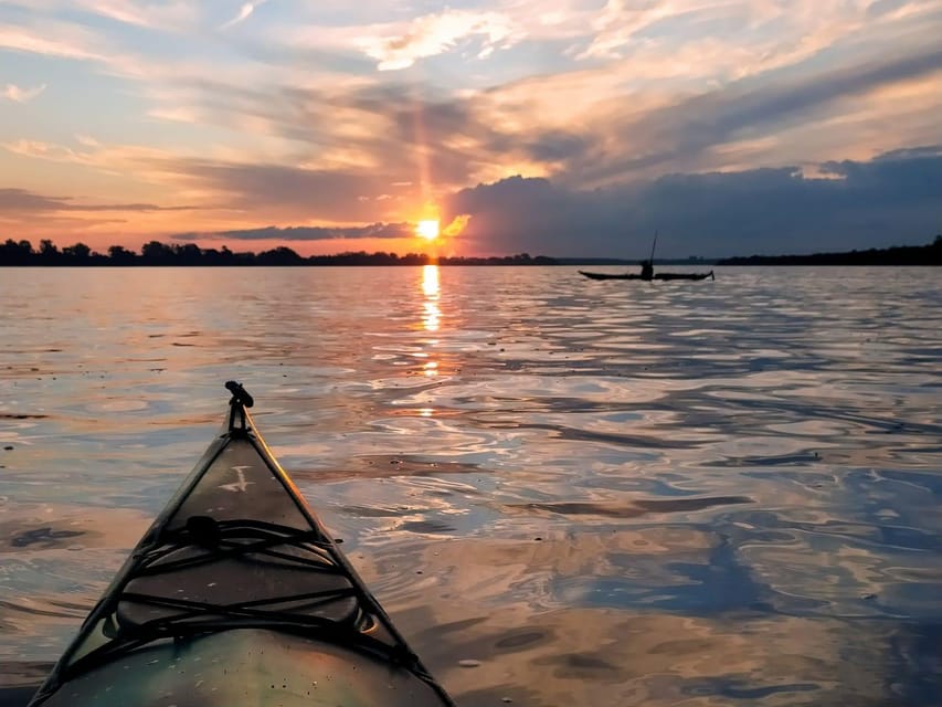 Tru Kayak - Crossing through the majestic Uruguay River | GetYourGuide