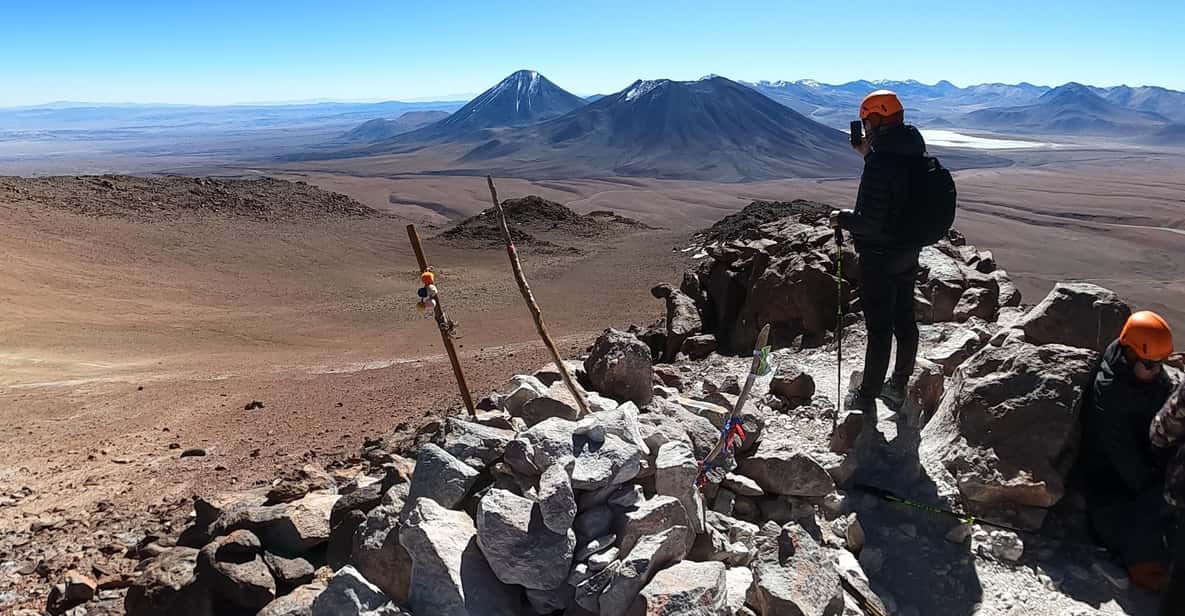 sleeping volcano : Toco Hill | GetYourGuide