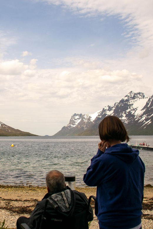 Tromsø: Fjordy, Kvaløya a Sommarøy Prístupná prehliadka s obedom ...