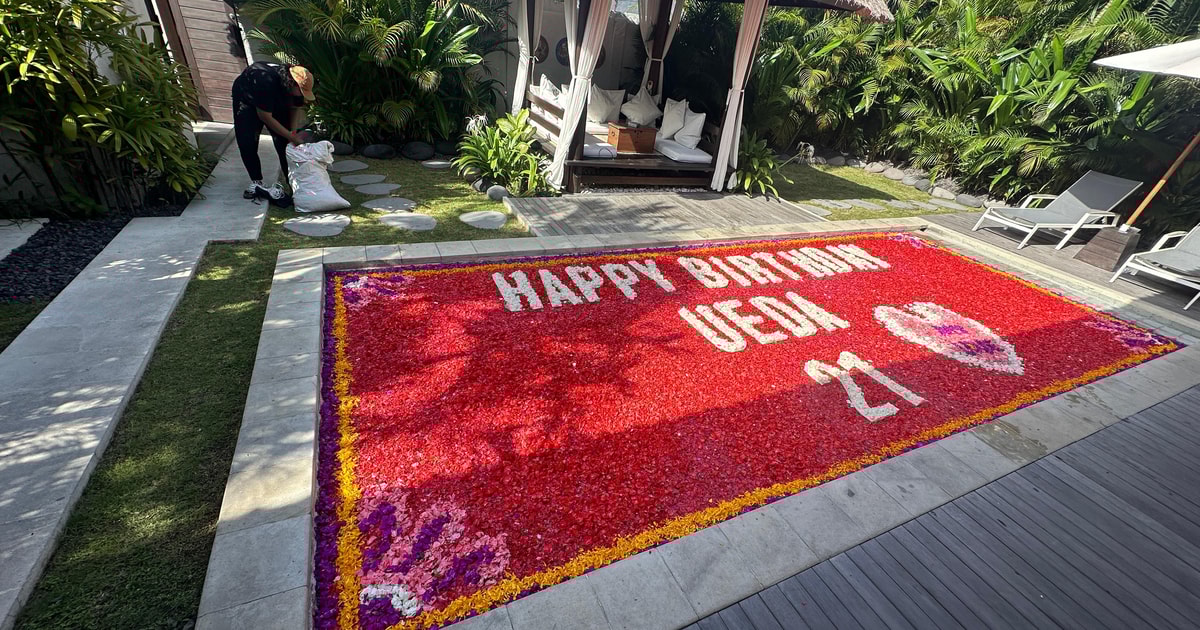 Pool Flower Decoration in Bali: All Inclusive | GetYourGuide