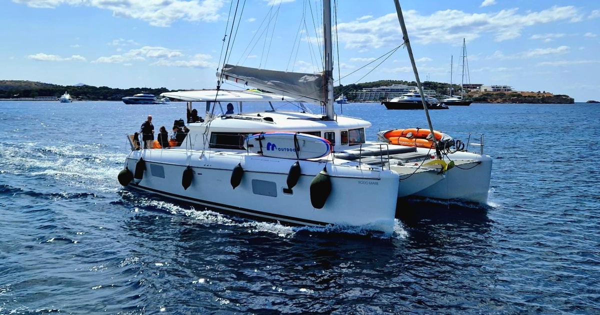 Athen: Riviera Katamaran Tour mit frischer Mahlzeit und Getränken ...